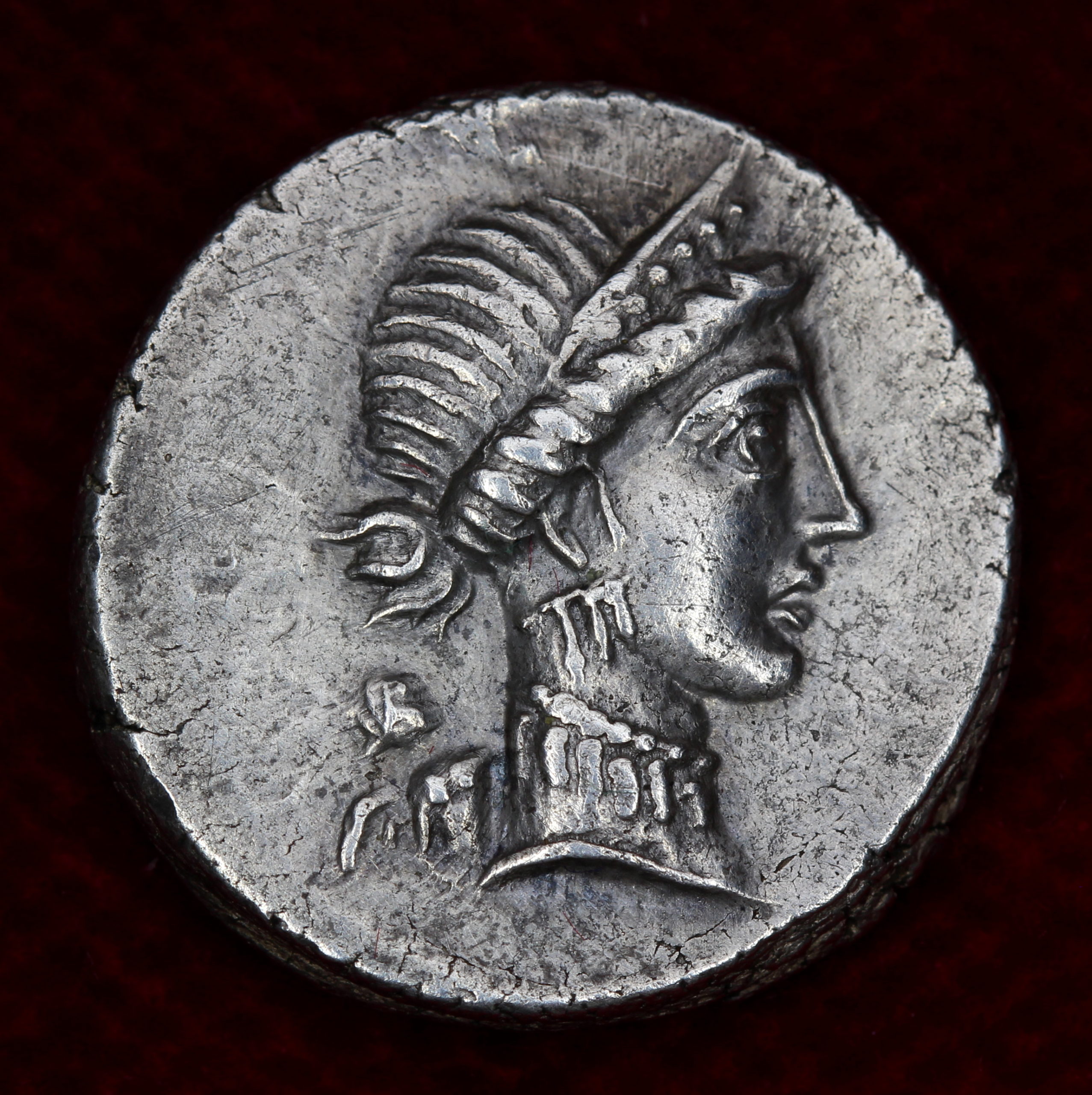 Julius Caesar 49-44 BC Silver Denarius - Silbury Coins : Silbury Coins